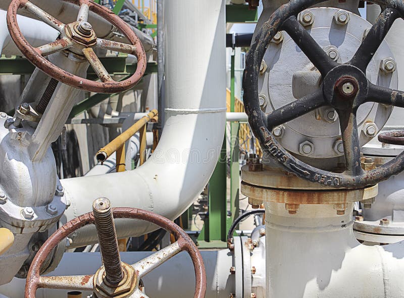 Handle valve stock photo. Image of industrial, metal - 33286898