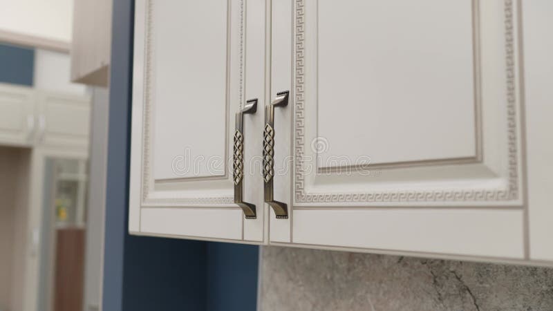 Handles on Kitchen Cabinets. Salon with Kitchen. Modern Kitchen Set ...