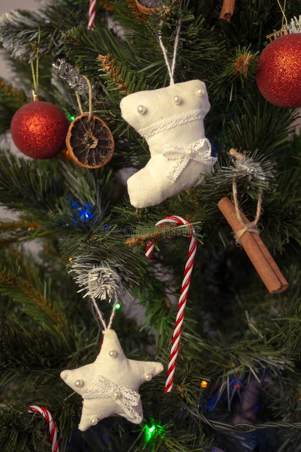 Handmade Eco Friendly DIY Decorations for Christmas Tree. Zero Waste ...