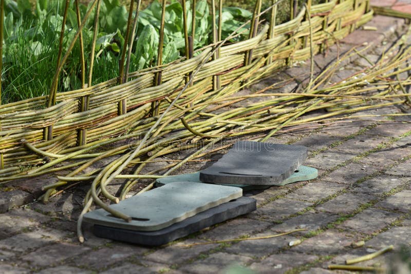 Handmade Garden Willow Edging Stock Image - Image of natural, lattice ...