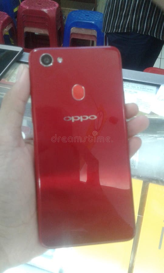 Handphone editorial photo. Image of smarphone, smartphone - 158941221