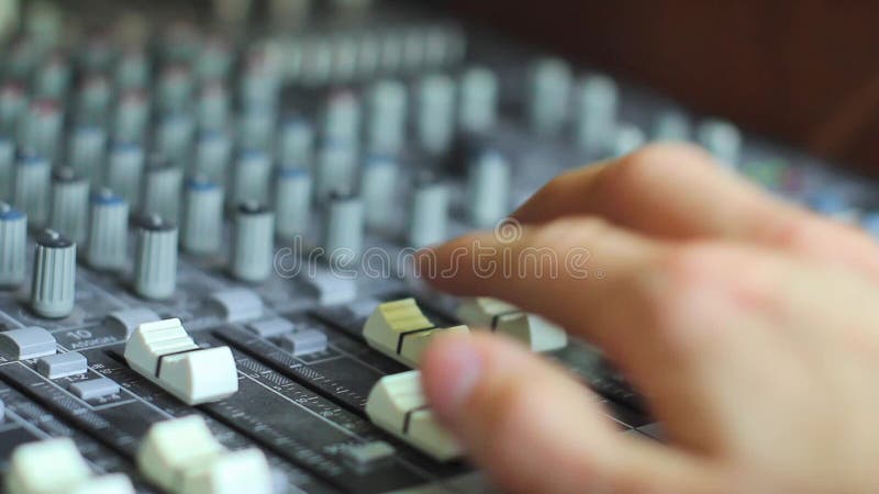 Volume Meter, Power Amplifier, Sound Level, Speedometer Animation ...