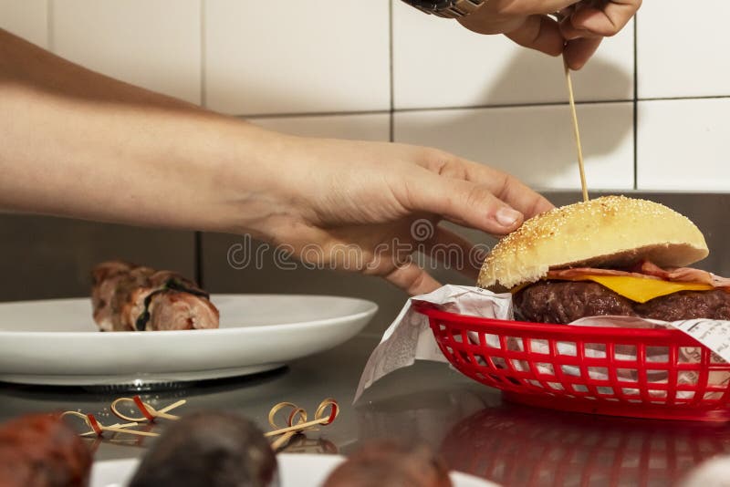 193 Assembling Burger Stock Photos - Free & Royalty-Free Stock Photos ...