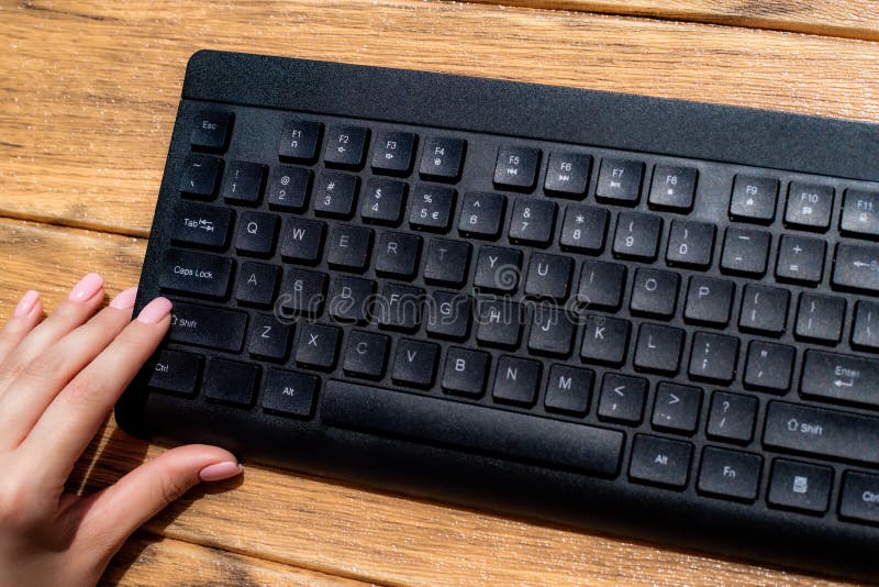 Hands Pointing Pressing Computer Keyboard Keys Typewriting New Ideas ...