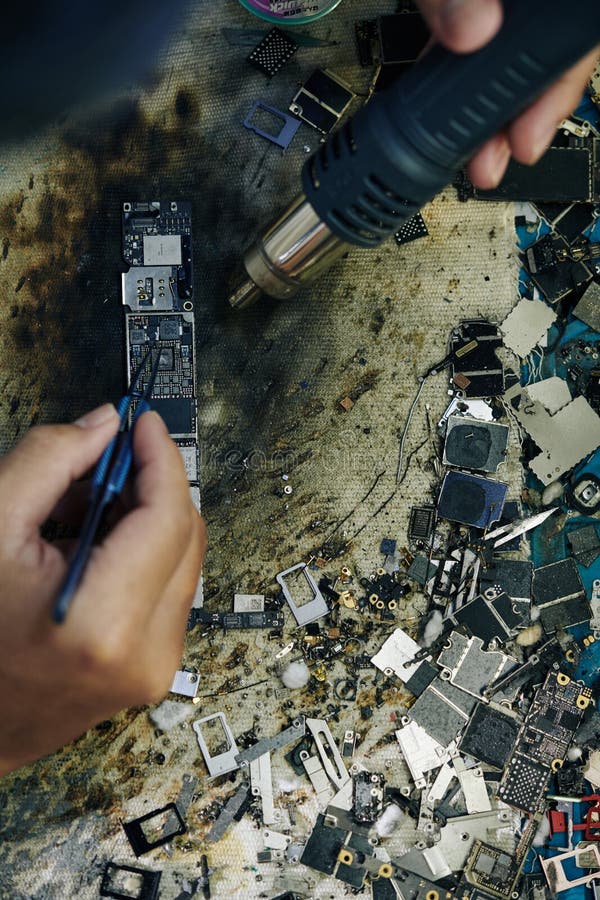 Repairman Fixing Smartphones Stock Image - Image of expertise ...