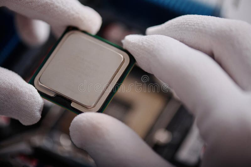Hands of Unrecognizable Repairman Holding CPU Stock Photo - Image of ...