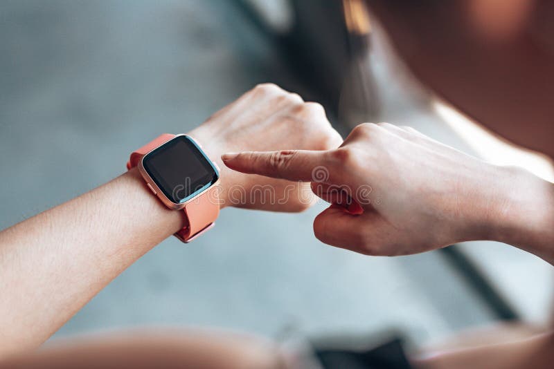 Hands Woman Using a Smartwatch Stock Image - Image of tech, time: 161612405