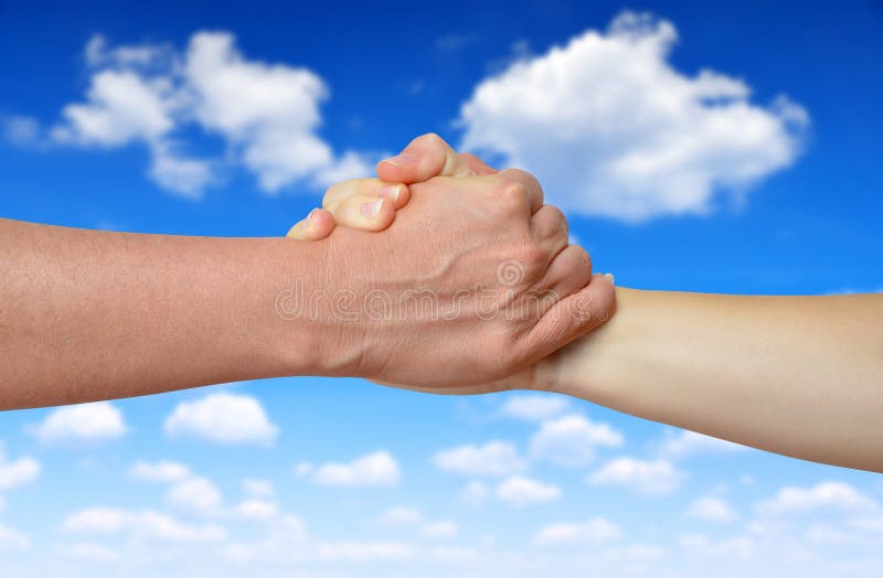 Handskakning av kamratskap arkivfoto. Bild av kamratskap - 63832572