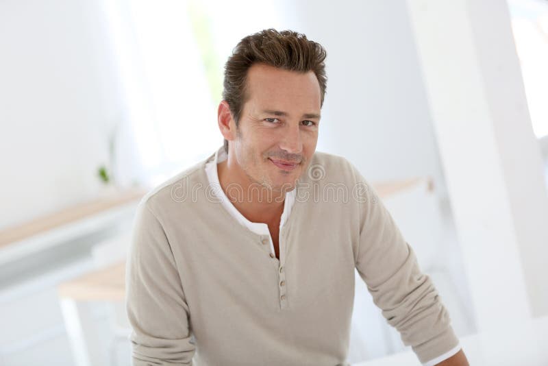 How to dress like a 40 year old man - wilechinese