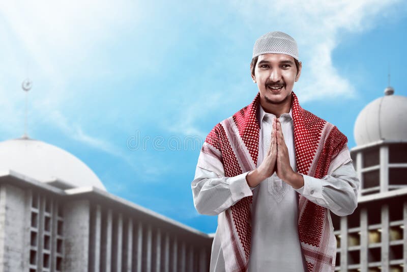 Handsome muslim man stock photo. Image of islamic, mubarak - 70765702