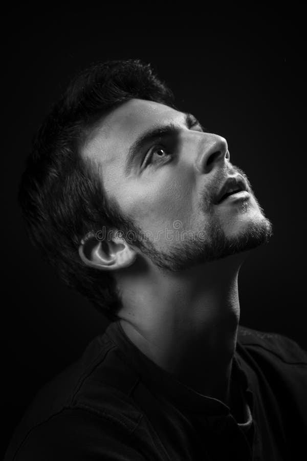 Dramatic black white portrait - ladegfortune Dramatic black white portrait - ladegfortune