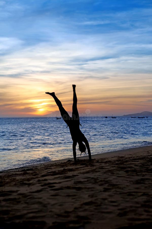 Beach Handstand stock photo. Image of copy, gymnast, healthy - 32184818