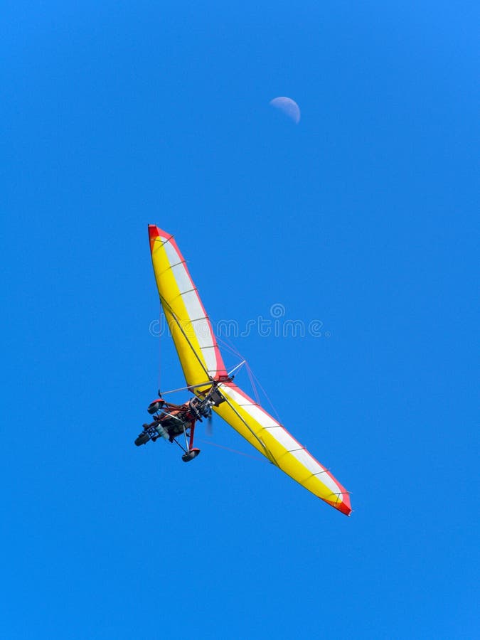 Hang glider stock image. Image of glider, dive, blue, streamers - 427355