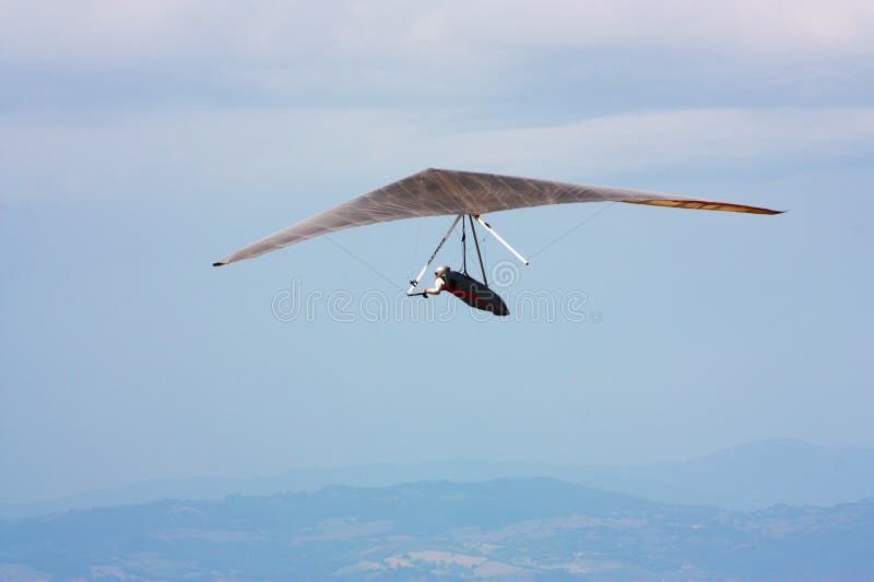 Hang Gliding Competitions in Italy Editorial Image - Image of landscape ...