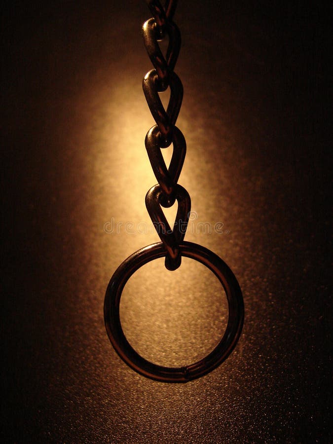 280+ Hanging chain Free Stock Photos - StockFreeImages