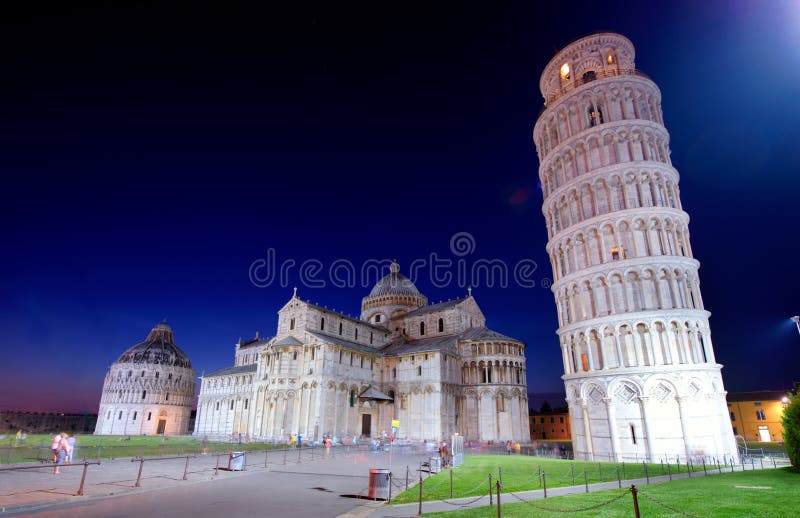 Hanging tower of Pisa stock image. Image of famous, europe - 21116985