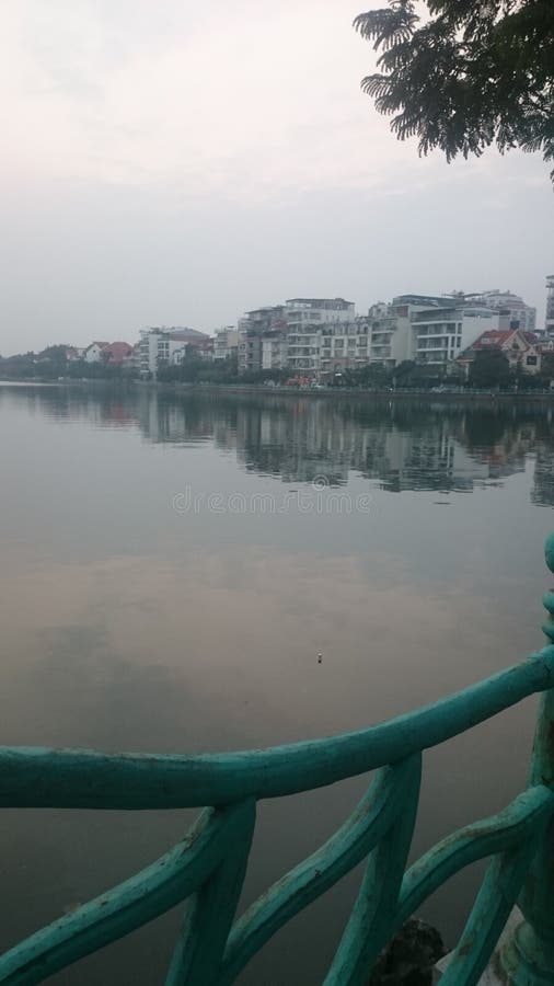 Hanoi, Green Willow Drooping Lake Surface Stock Image - Image of lake ...