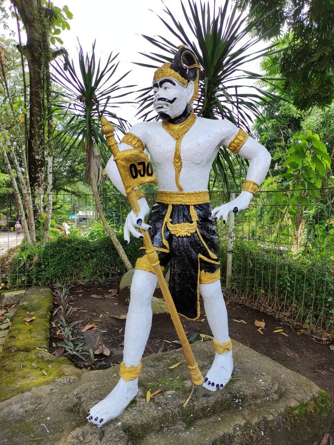 Hanoman statue is cool stock image. Image of face, jungle - 340487095