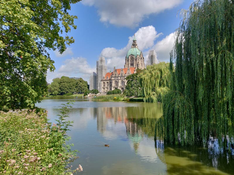 Hanover City Hall & X28;Rathaus& X29; Stock Photo - Image of garden ...