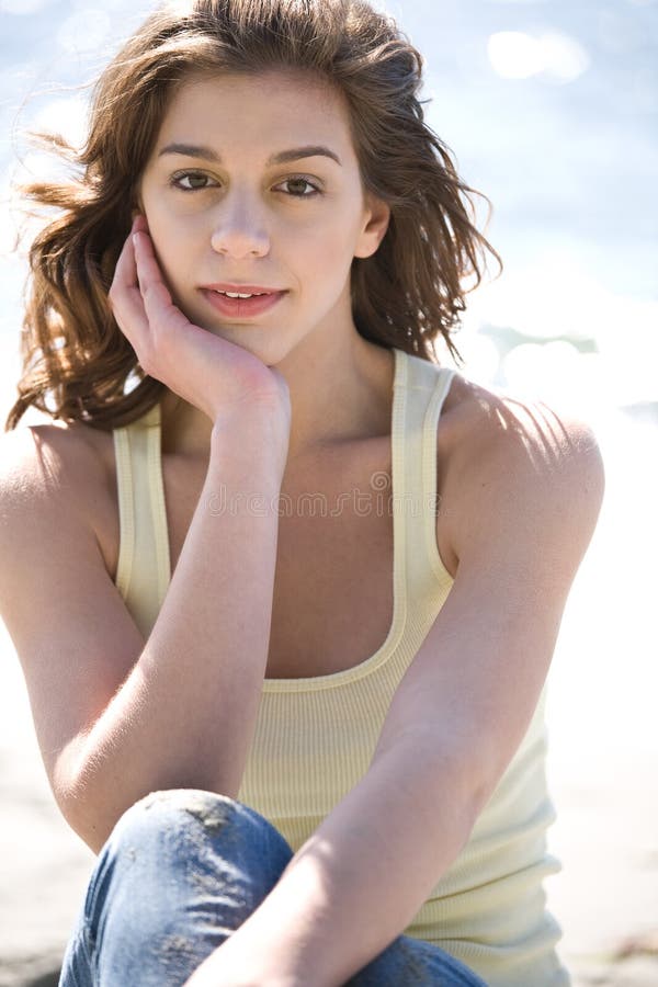 36+ Adolescent girl beach Free Stock Photos - StockFreeImages