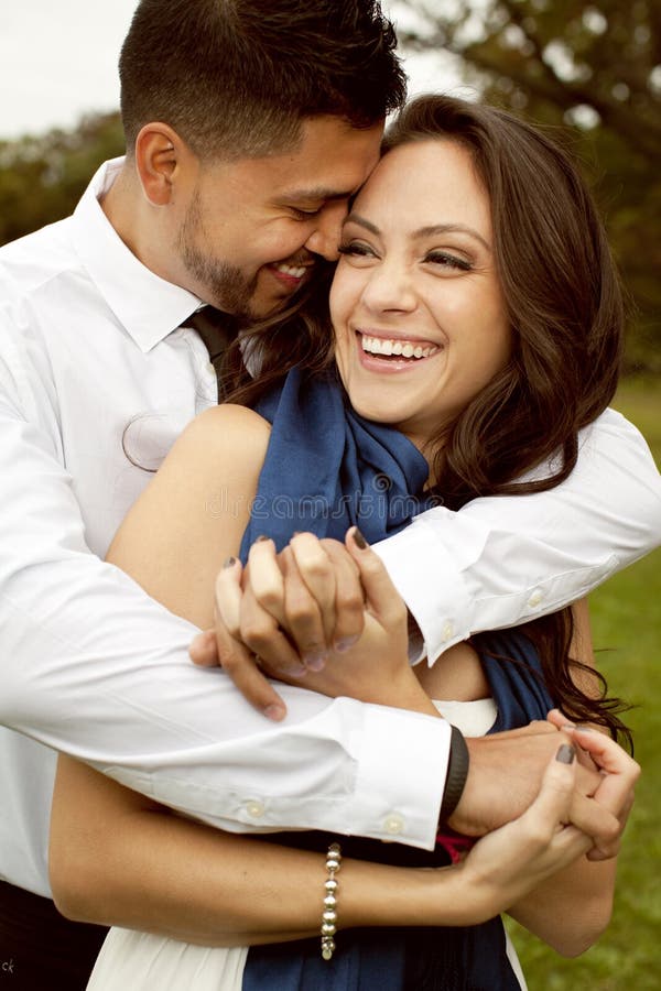 Happy Romantic Couple in Love and Having Fun with Daisy, Beauty Stock ...