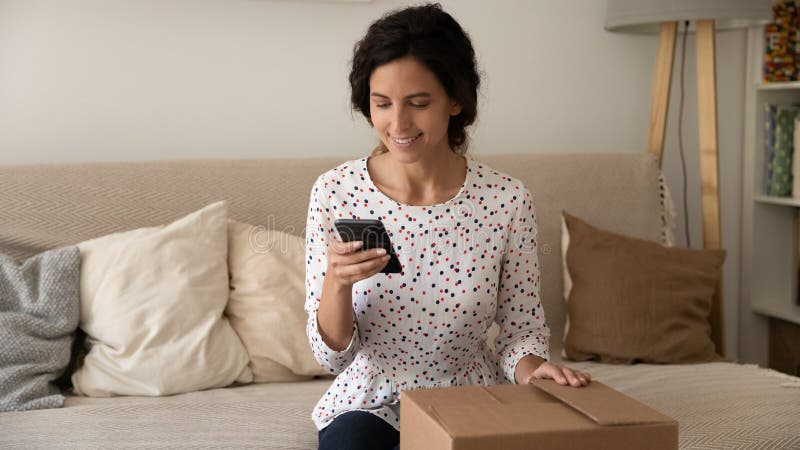 Happy Customer Packing Carton Box, Preparing Parcel for Sending Stock ...