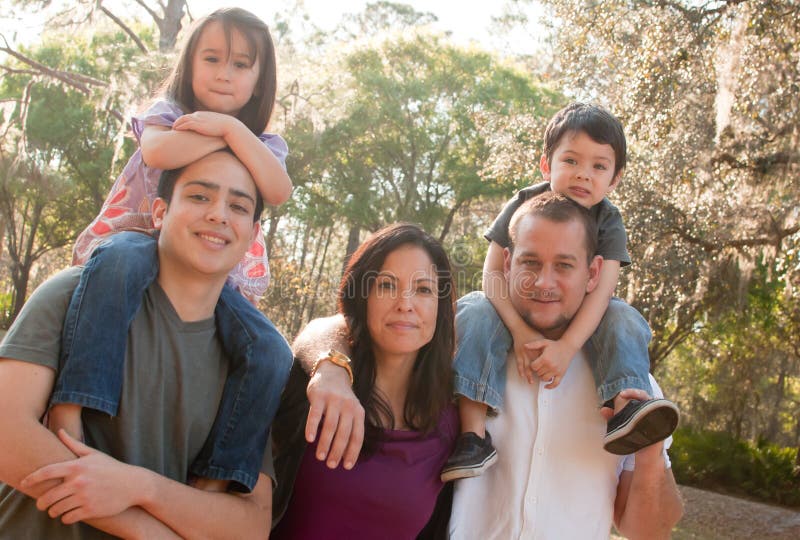 Portrait of a Young Maori Family Stock Photo - Image of outdoor ...
