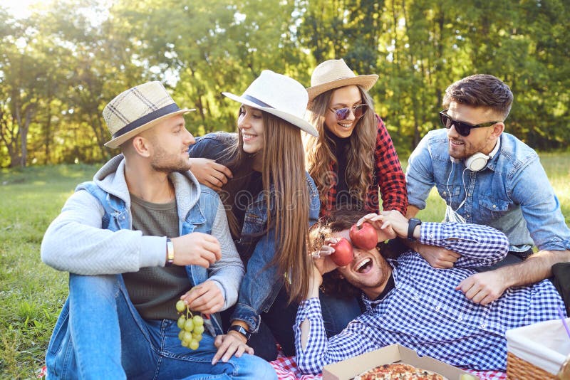 Happy Friends on a Picnic in the Park. Stock Image - Image of student ...