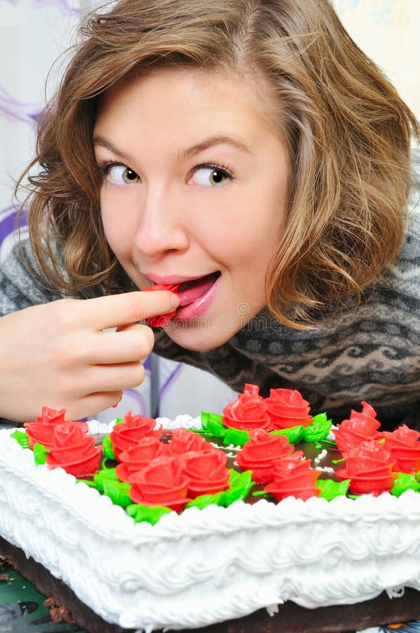 330+ Happy girl cake Free Stock Photos - StockFreeImages