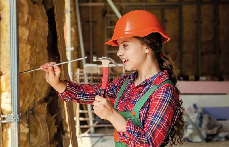 Happy Kid Engineer with Hammer Tool in Hard Hat, Engineering Stock ...