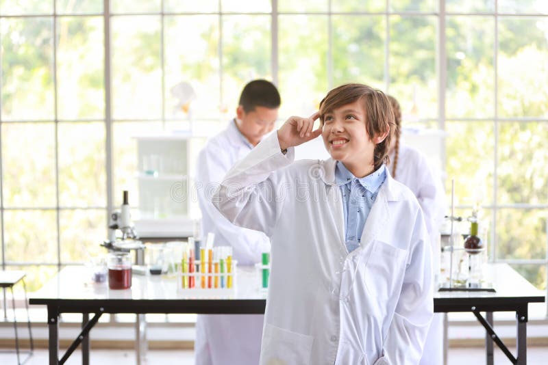 148 Kid Lab Thinking Stock Photos - Free & Royalty-Free Stock Photos ...