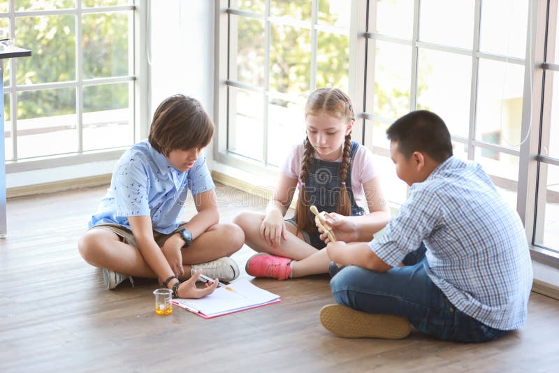 Happy Kids Making Science Experiments. Education and Scientist Concept ...