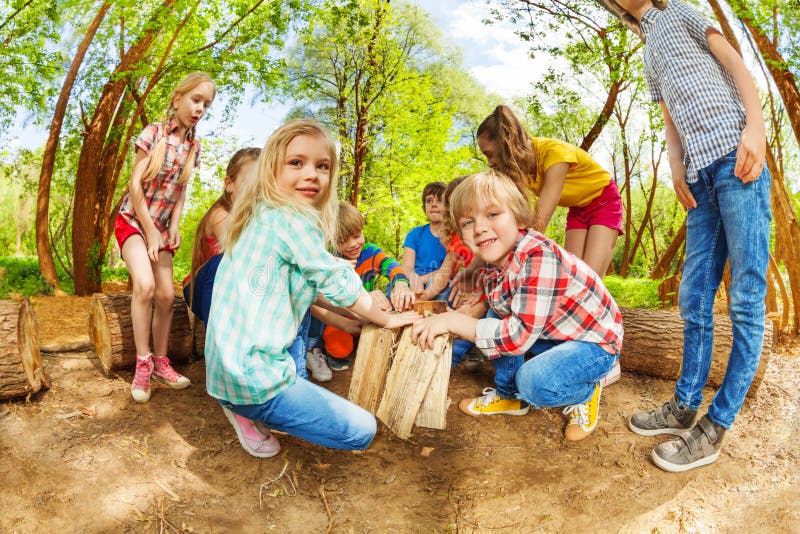 53+ Kids playing forest Free Stock Photos - StockFreeImages