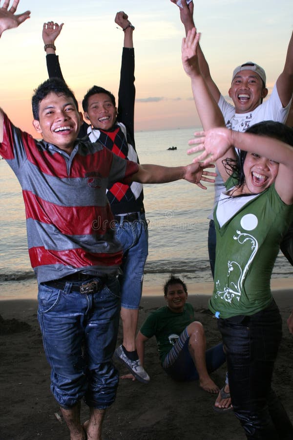 1,659,797 People Happy Outdoor Stock Photos - Free & Royalty-Free Stock ...