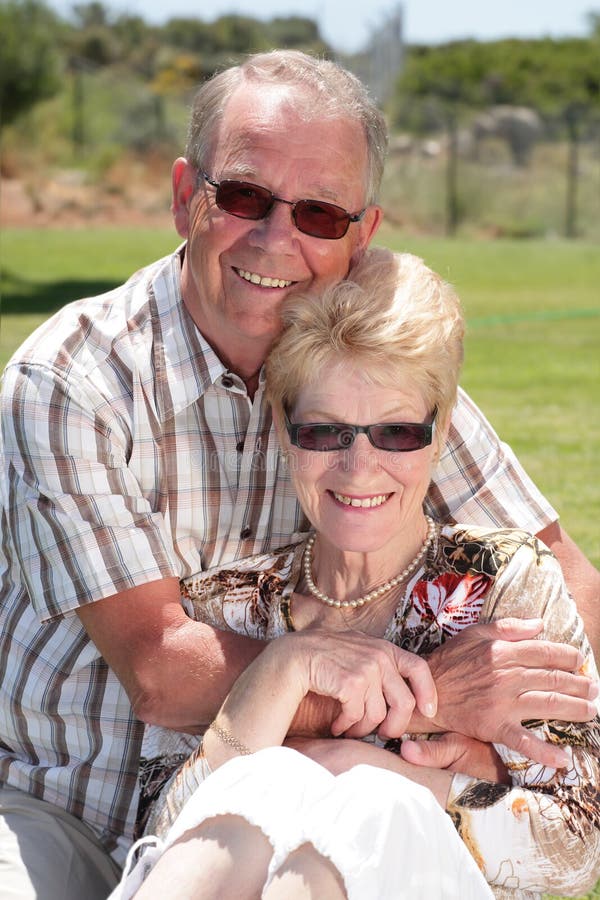 Senior Couple on Park Bench Stock Photo - Image of aged, lifestyle: 7615882