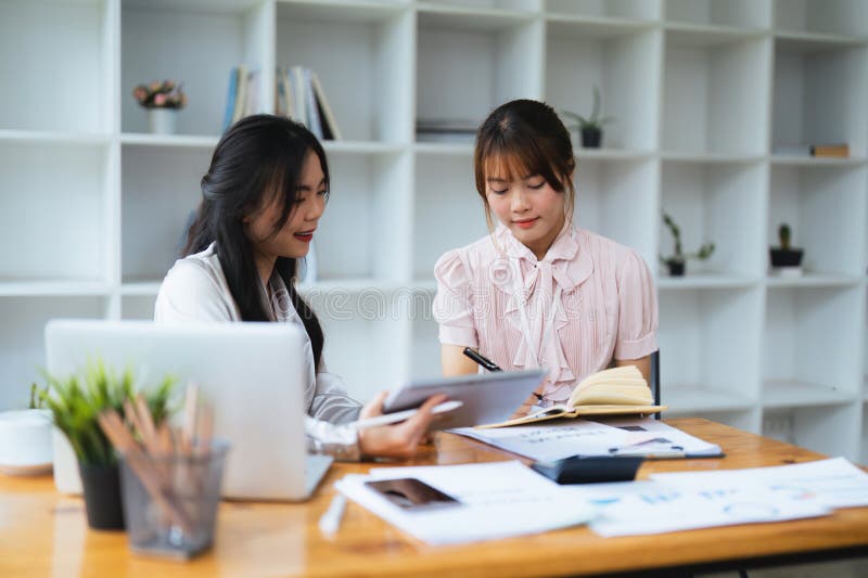 Happy Smiling Businesspeople Feel Happy Work Complete Teamwork Success ...