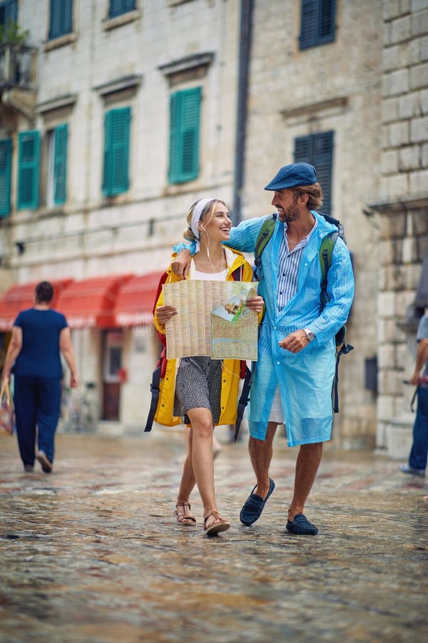 Happy Traveler Couple Exploring the City Together Stock Image - Image ... Happy Traveler Couple Exploring the City Together Stock Image - Image ...