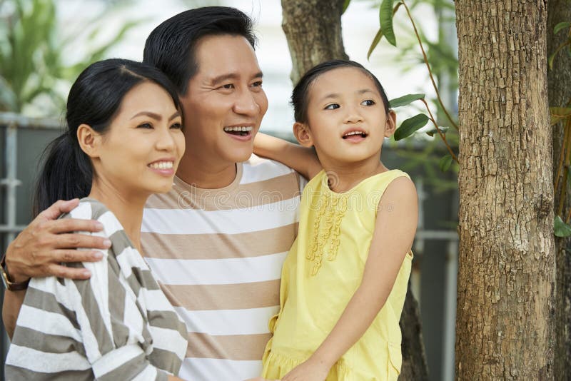 Happy Vietnamese family stock photo. Image of daughter - 144243320