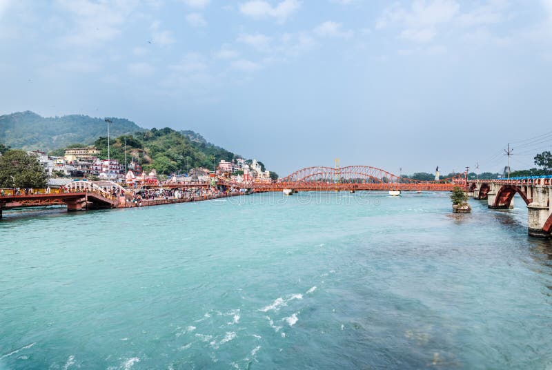 View of Ganges at Haridwar editorial photo. Image of mountain - 104152396