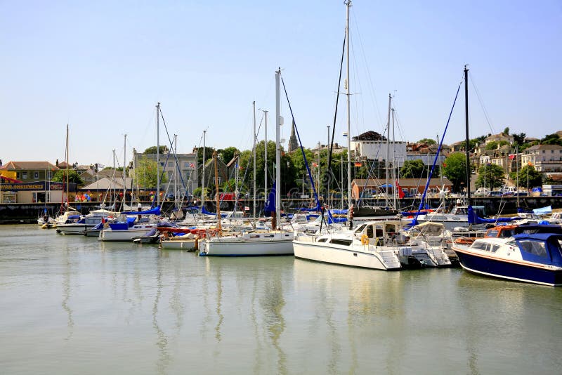 Ryde Harbor, Ryde, Isle of Wight, UK. Editorial Photography - Image of ...
