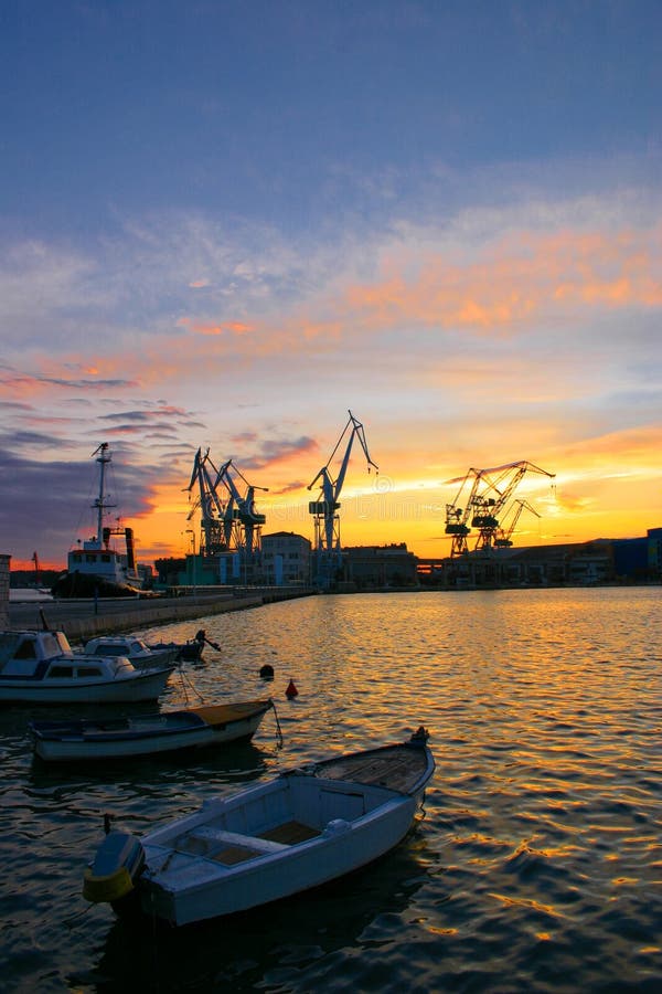 Sunset Free Stock Photos & Pictures, Sunset Royalty-Free and Public ...