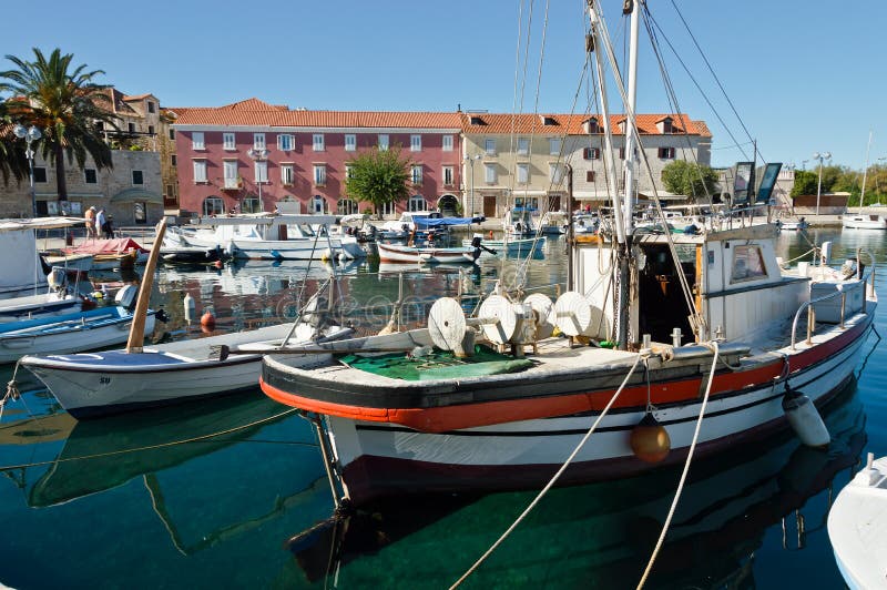 Harbor of Supetar, Croatia editorial photo. Image of europe - 146923821