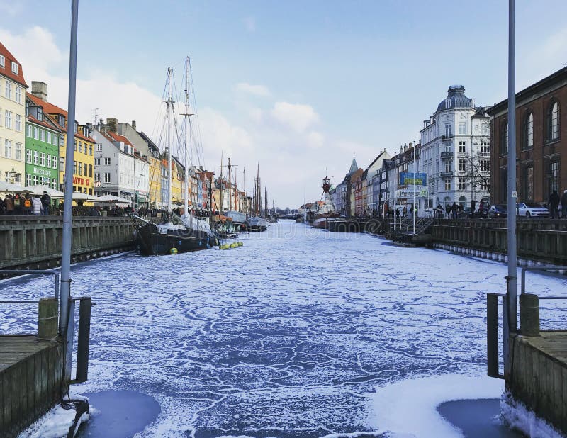 Harbor in the Winter editorial stock image. Image of harbor - 146756744