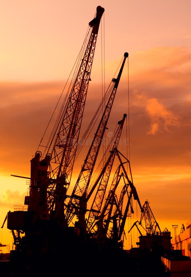 Oil rig crane stock photo. Image of crane, environment - 4025356