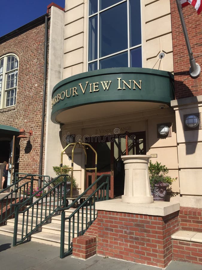 Harbour View Inn, Charleston, SC. Editorial Stock Photo - Image of view ...