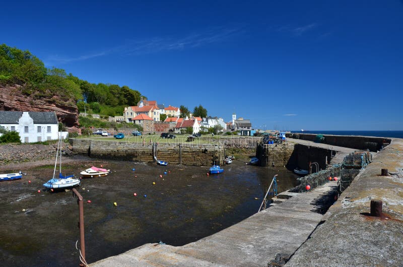 Harbour at West Wemyss stock photo. Image of tidal, scottish - 56784336