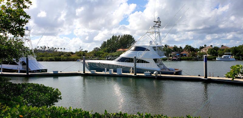 Yachts editorial photography. Image of jupiter, place - 135580712