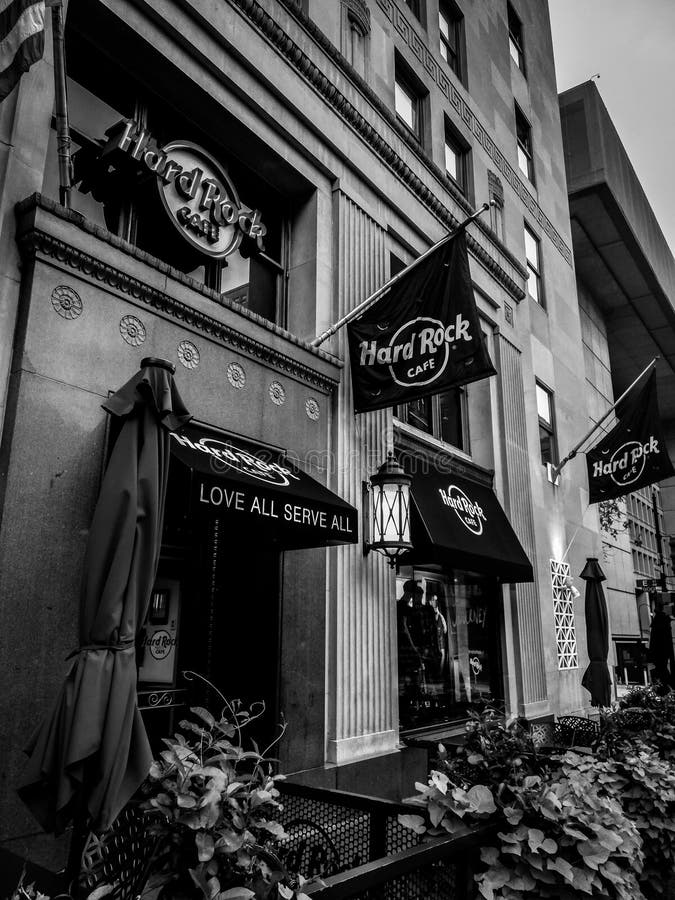 Hard Rock Cafe editorial stock image. Image of front - 142436724