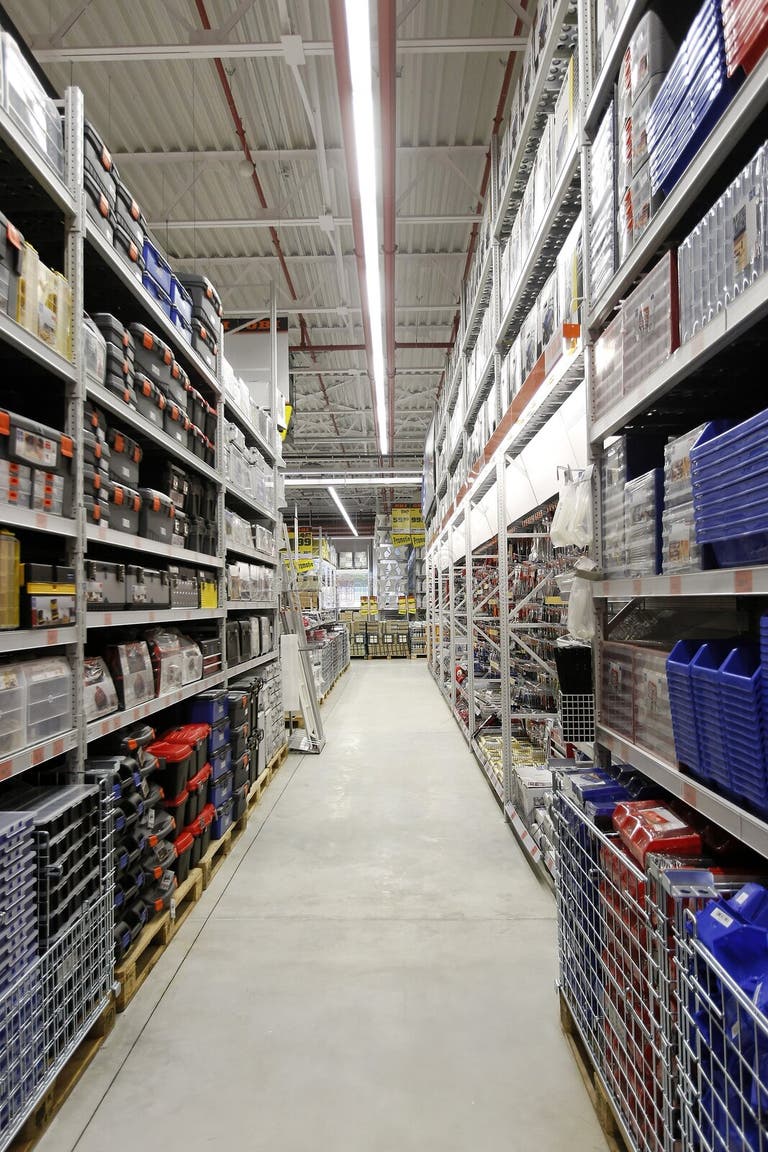 3,348 Hardware Store Shelves Stock Photos - Free & Royalty-Free Stock ...