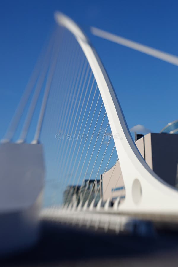 Harp bridge Dublin editorial image. Image of tourist - 16757570